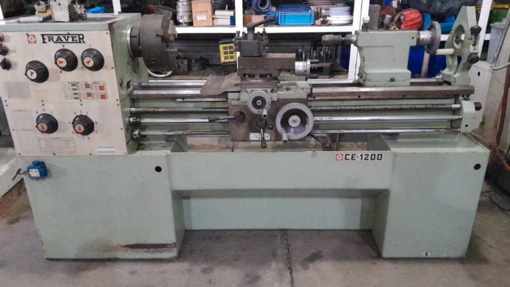 Torno paralelo FRAVER CE- 1200- E – Tramar Latinoamérica